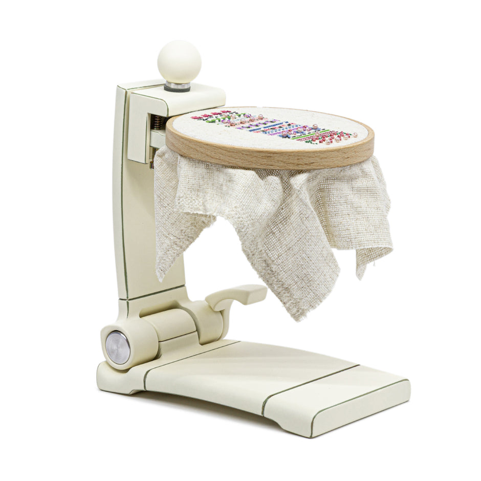Cross Stitch Stand Modern – Velke Potoky